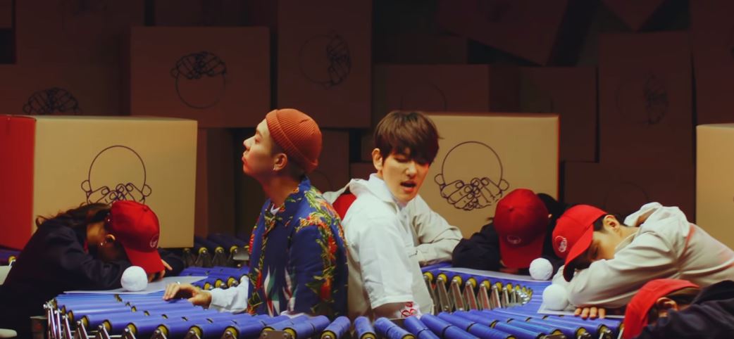 [Review] Young – Baekhyun (EXO) & LOCO – KPOPREVIEWED