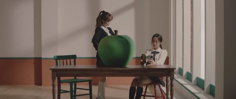 [Music Video Theory] LOONAVERSE (Part 3) – LOONA yyxy – KPOPREVIEWED