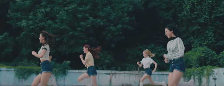 [Music Video Theory] LOONAVERSE (Part 4) – Hi High – KPOPREVIEWED