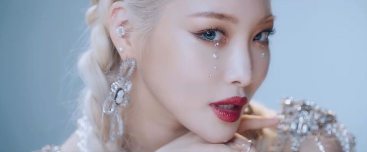 [Review] Snapping – Chungha – KPOPREVIEWED