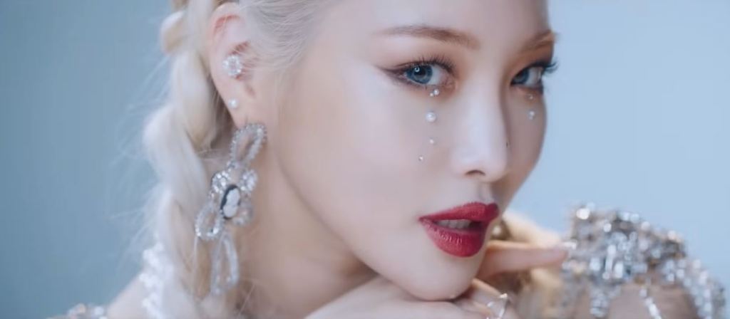 [Review] Snapping – Chungha – KPOPREVIEWED