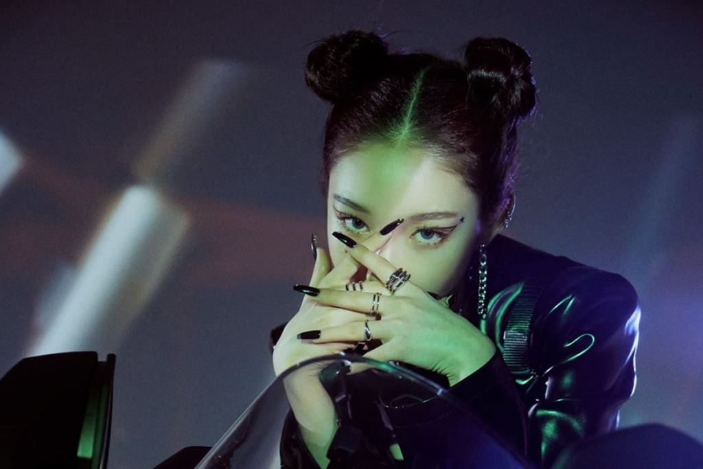 [Album Review] Querencia (1st Studio Album) – Chungha – KPOPREVIEWED