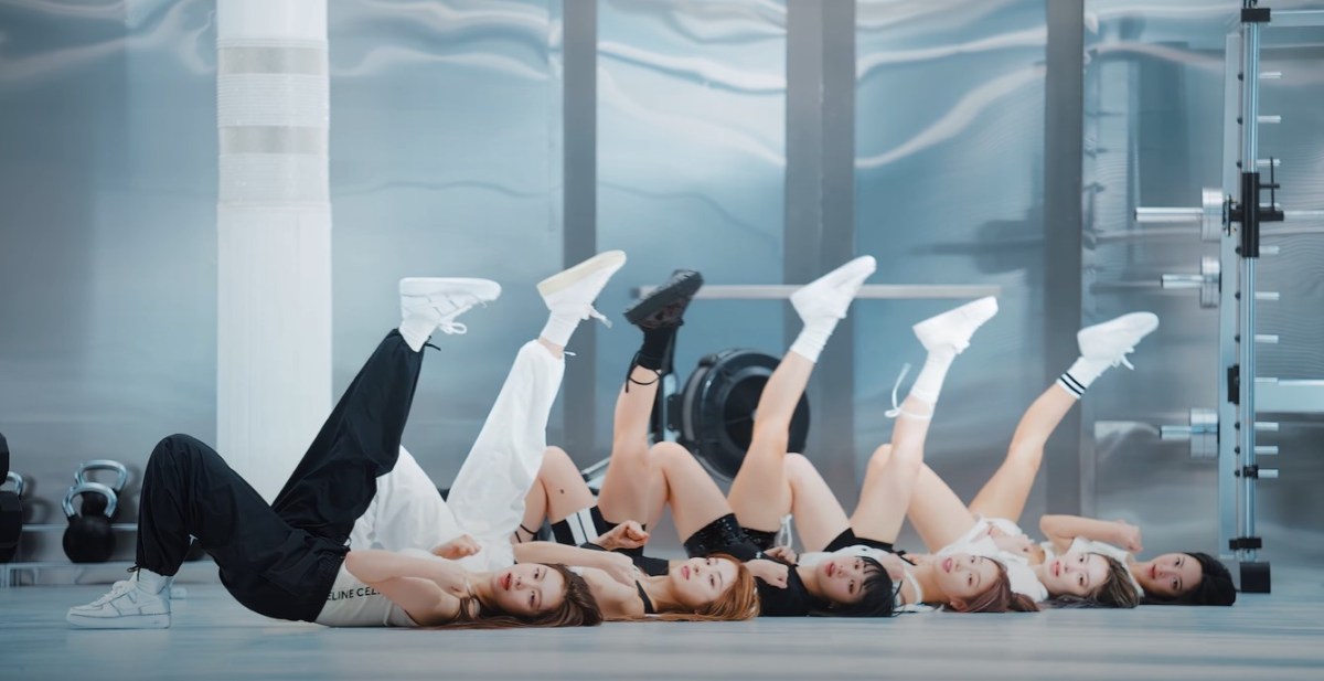 [Review] FEARLESS – LE SSERAFIM – KPOPREVIEWED