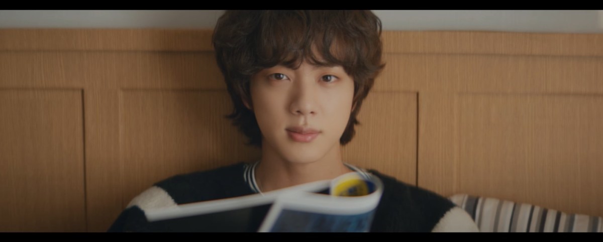 Review The Astronaut JIN BTS KPOPREVIEWED Review The Astronaut JIN BTS KPOPREVIEWED