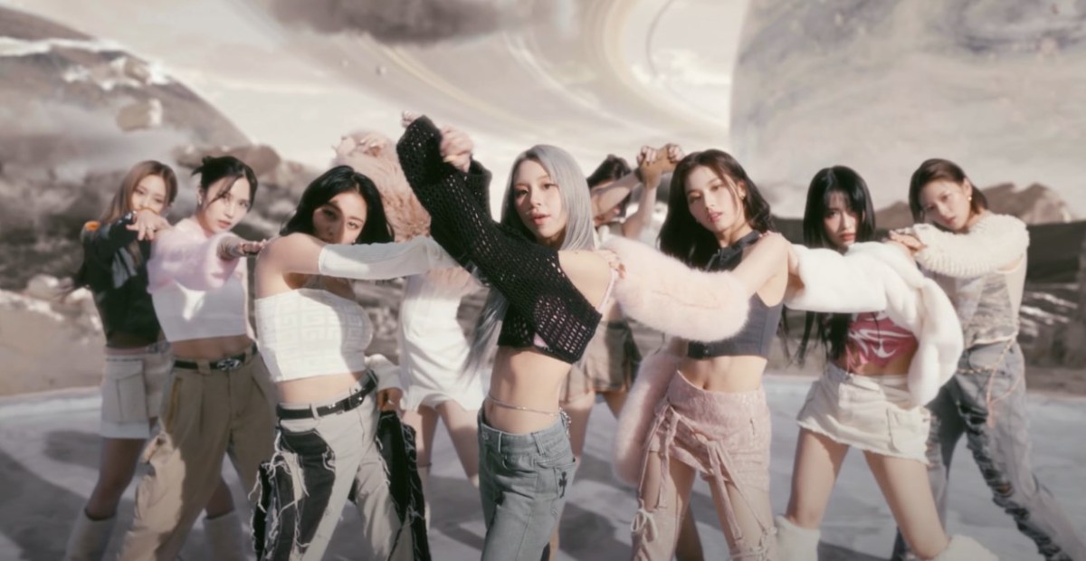 [Review] SET ME FREE – TWICE – KPOPREVIEWED