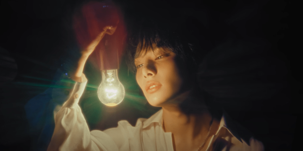 [Review] HALLUCINATION – I.N (Stray Kids) – KPOPREVIEWED